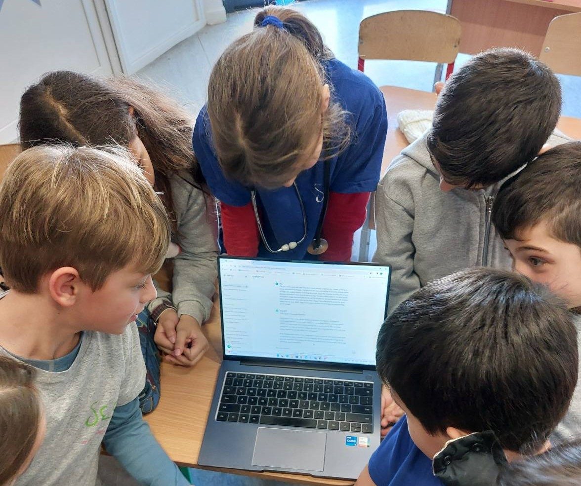 IB PYP Year 2 English: Literature meets cutting-edge technology! • Des